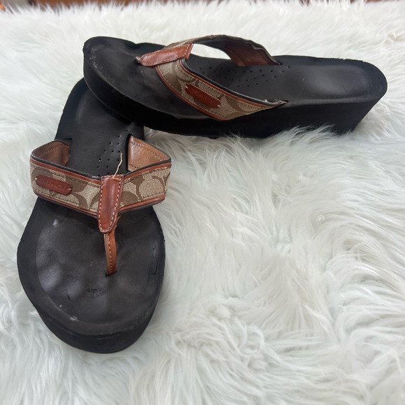 Coach | Shoes | Coach Womens Juliet Thong Sandals Brown Leather ...
